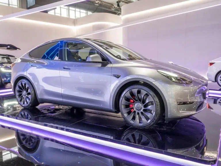 Tesla Model Y India Discounts: भारत में फेल हुई Tesla की कार! Model Y ...