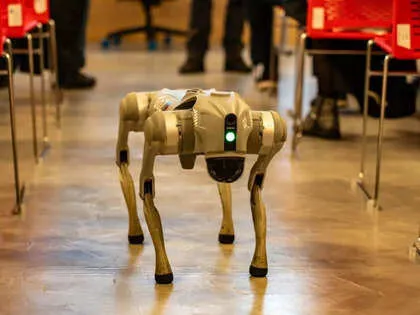Wipro TJ Robotic Dog: India AI Impact Summit 2026 में रोबोट डॉग को लेकर ...