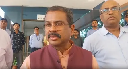धर्मेंद्र प्रधान से मिले छत्तीसगढ़ के छात्र, केंद्रीय मंत्री बोले- देश ...